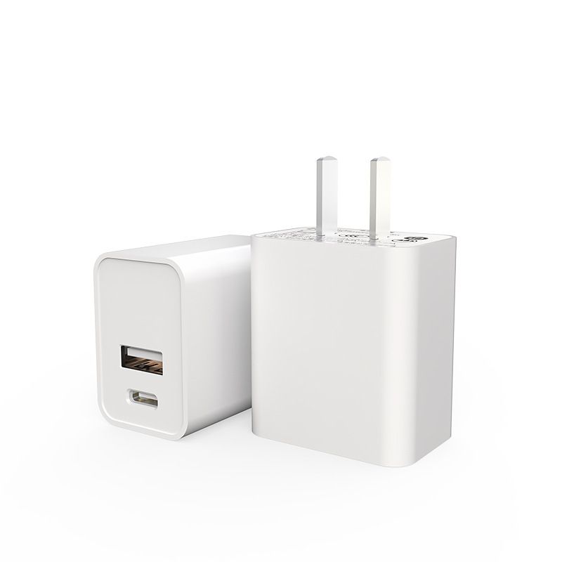 China PSE PD20W Fast Charging Japanese Charger with USB-A and Type-C ...